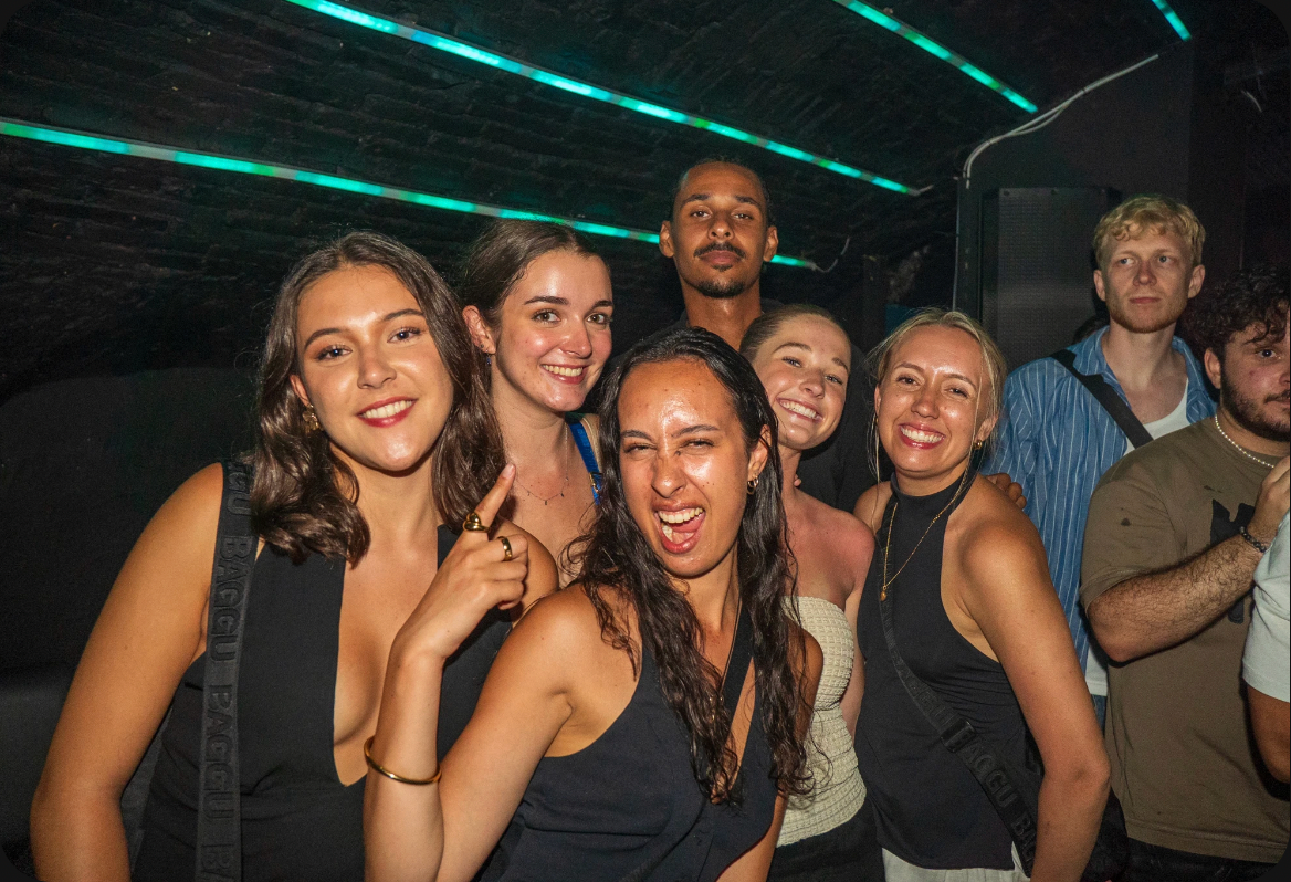 The Evolution of Pub Crawls in the French Riviera – Pub Crawl Nissa